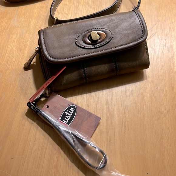 Justin Boots | Bags | Nwt Justin Wallet On String Burnished Brown ...